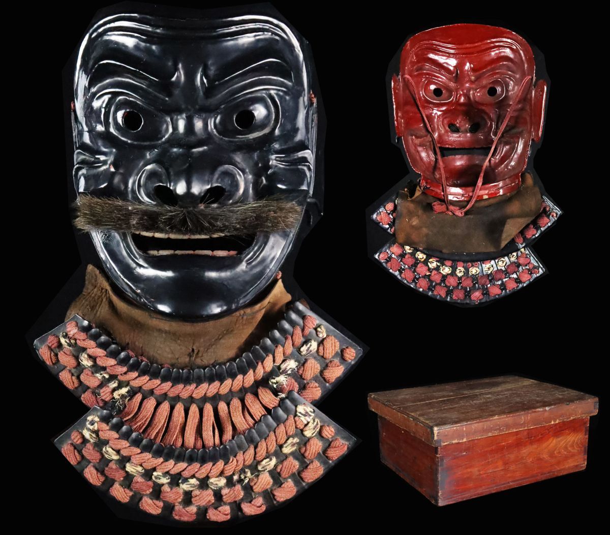 Japanese Menpo from the Edo period an impressive piece with wooden box ...